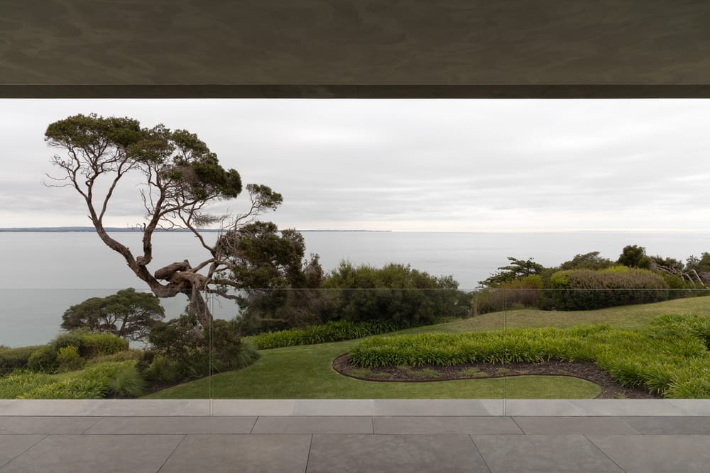 Cliff House by Finnis Architecture and Interiors