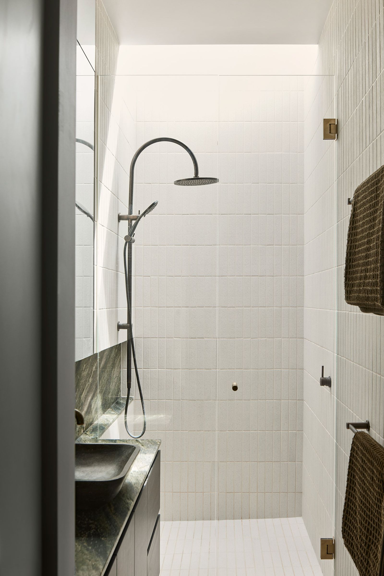 Casa Victoria by Splinter Society Architecture